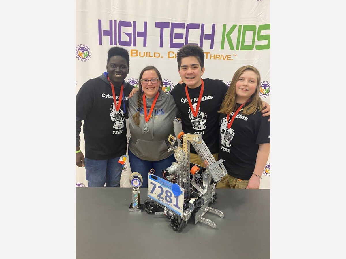 Hylander Robotics Team Competes At MN State Tournament | MinneapoliMedia